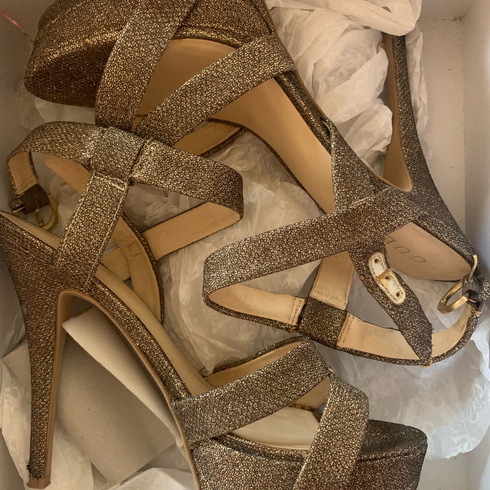 Guess Platform Bronze Gold Heels - Gem
